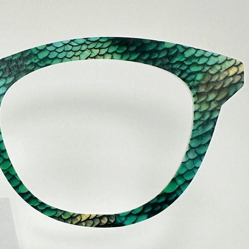 Serpentine Scales Topper | Animal Print Collection | 14 Frame Styles - Etsy