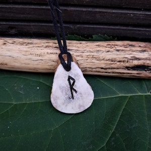 RAIDHO Viking Birth Rune Bone Amulet Rune Charm Pendant - Etsy