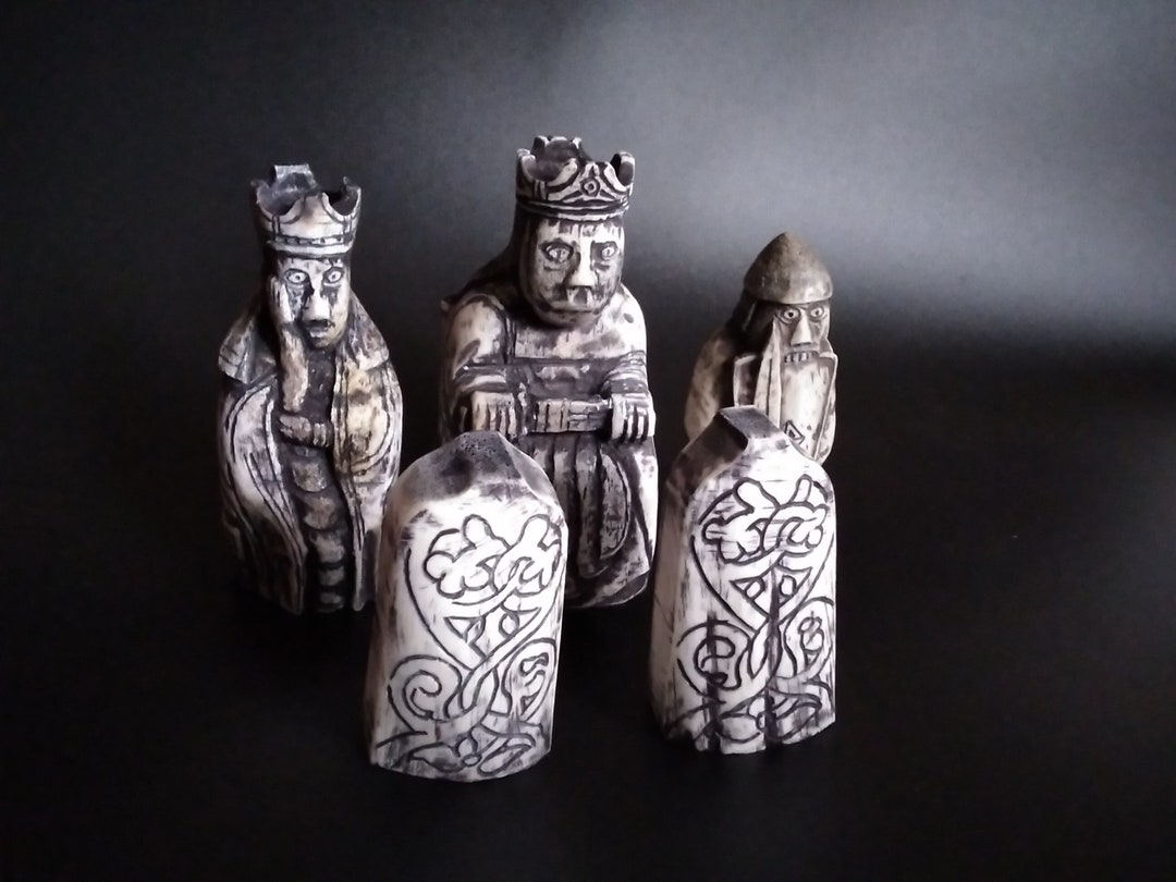 SPECIAL OFFER: Lewis Chessmen King Queen Rook and 2 Pawns - Etsy
