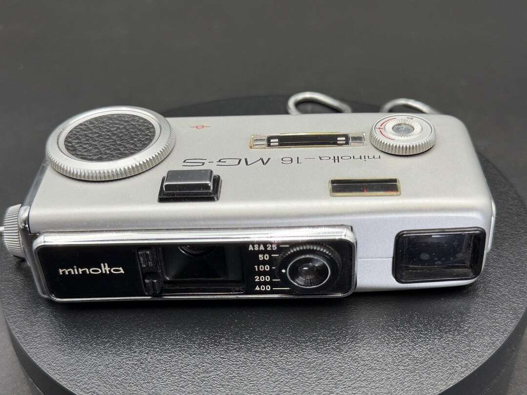 Vintage 1970 Minolta 16 MG-S Sub-miniature 16mm Film Camera With Case ...