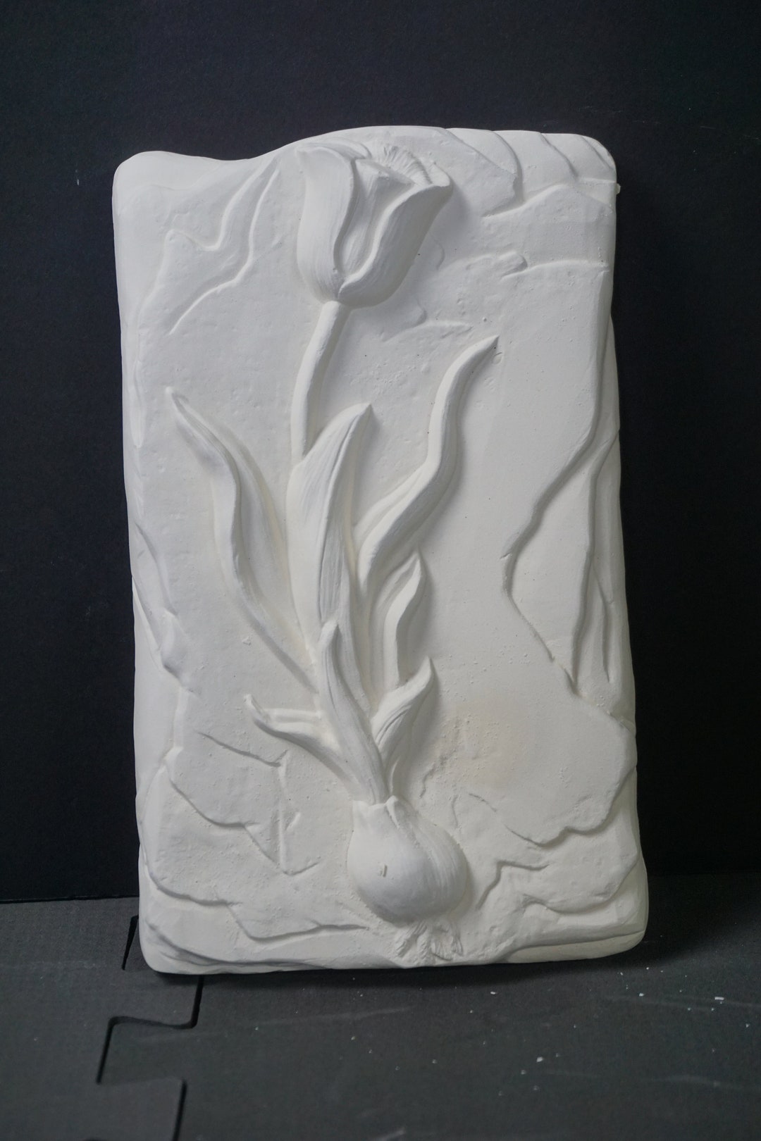 Unpainted Ceramic Bisque, Tulip Plaque - Etsy