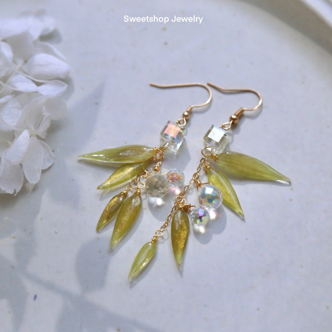 Bamboo Leaf Earrings, Shrink Plastic Earrings, Green Leaves, Plant ...