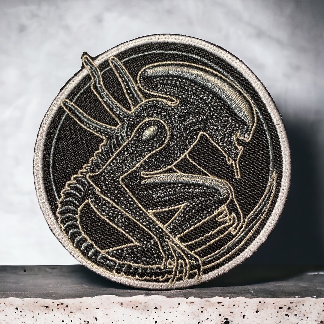 Alien Xenomorph Embroidered Patch: Sci-fi Horror Fan Gift - 4 Inch - Etsy