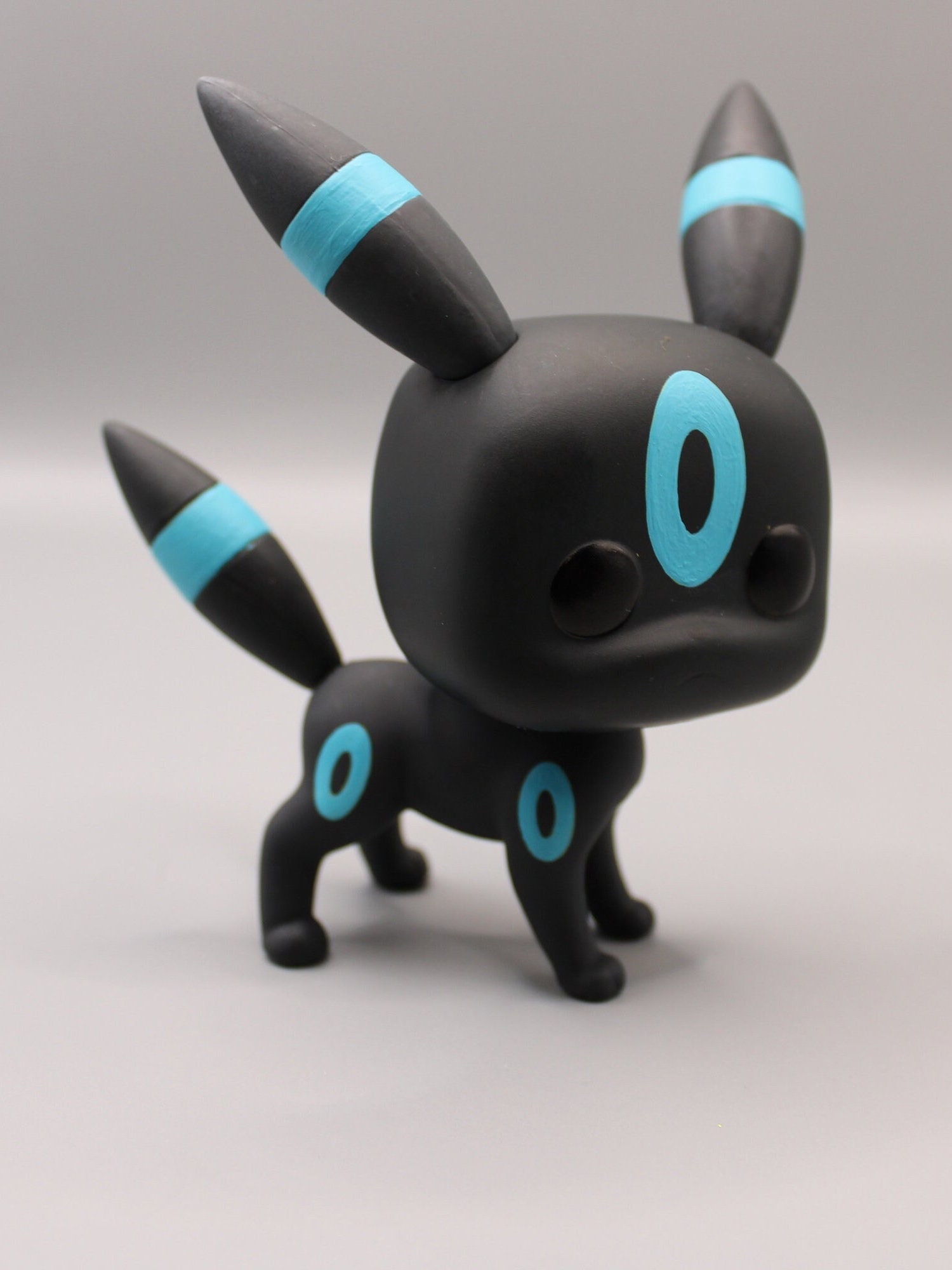 Shiny Umbreon Custom Painted Funko Pop! Figure - Etsy