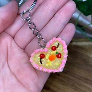 Mini Cake Keychain - Etsy