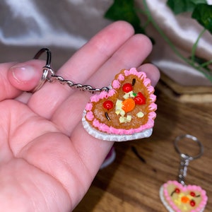 Mini Cake Keychain - Etsy