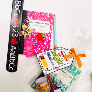 Personalized Back to School Gift Set: Mini Notepad, Pencil & Keychain ...