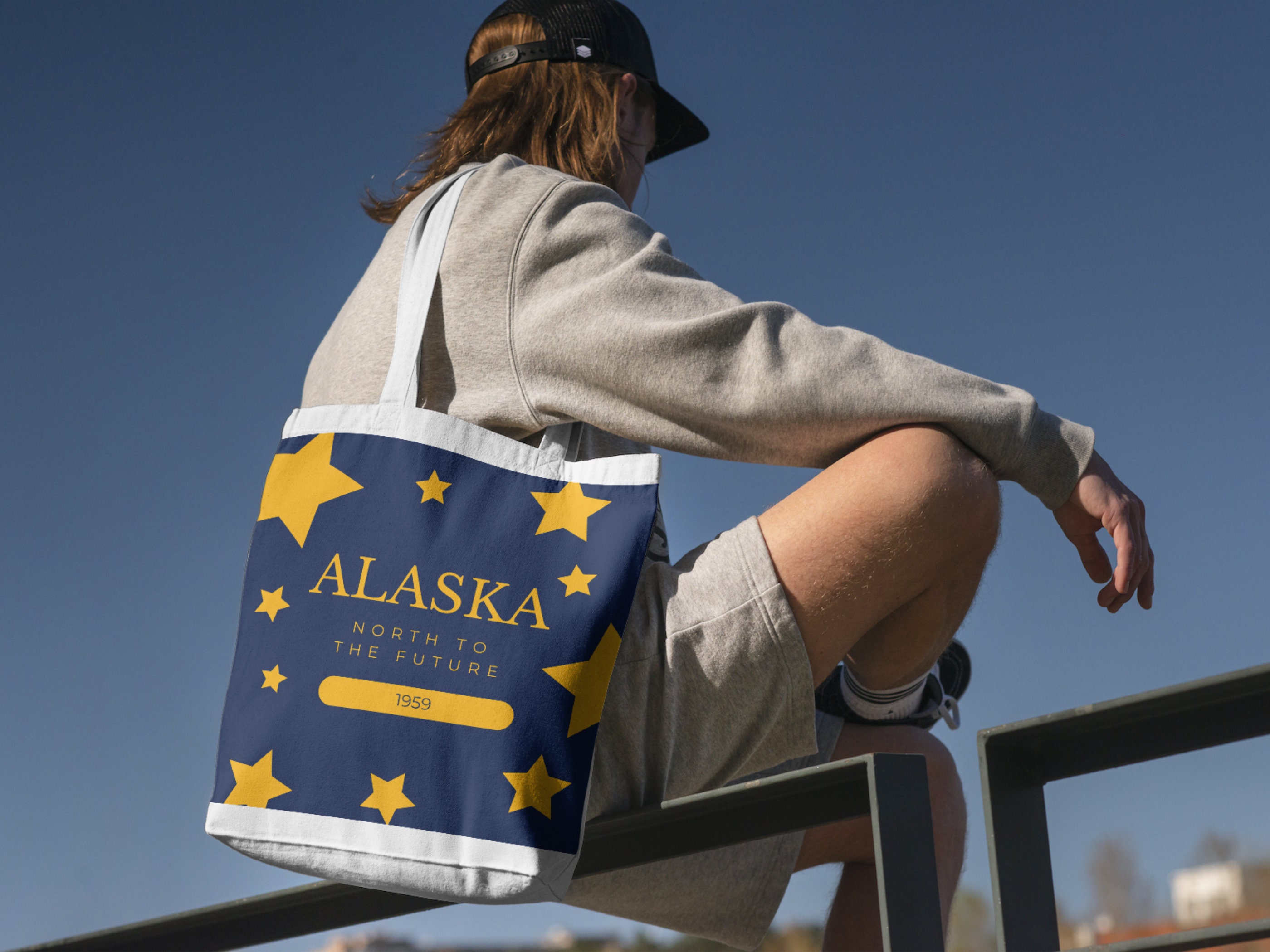 Alaska Stars Printable Art, Minimalist Navy Blue & Gold Stars Design ...