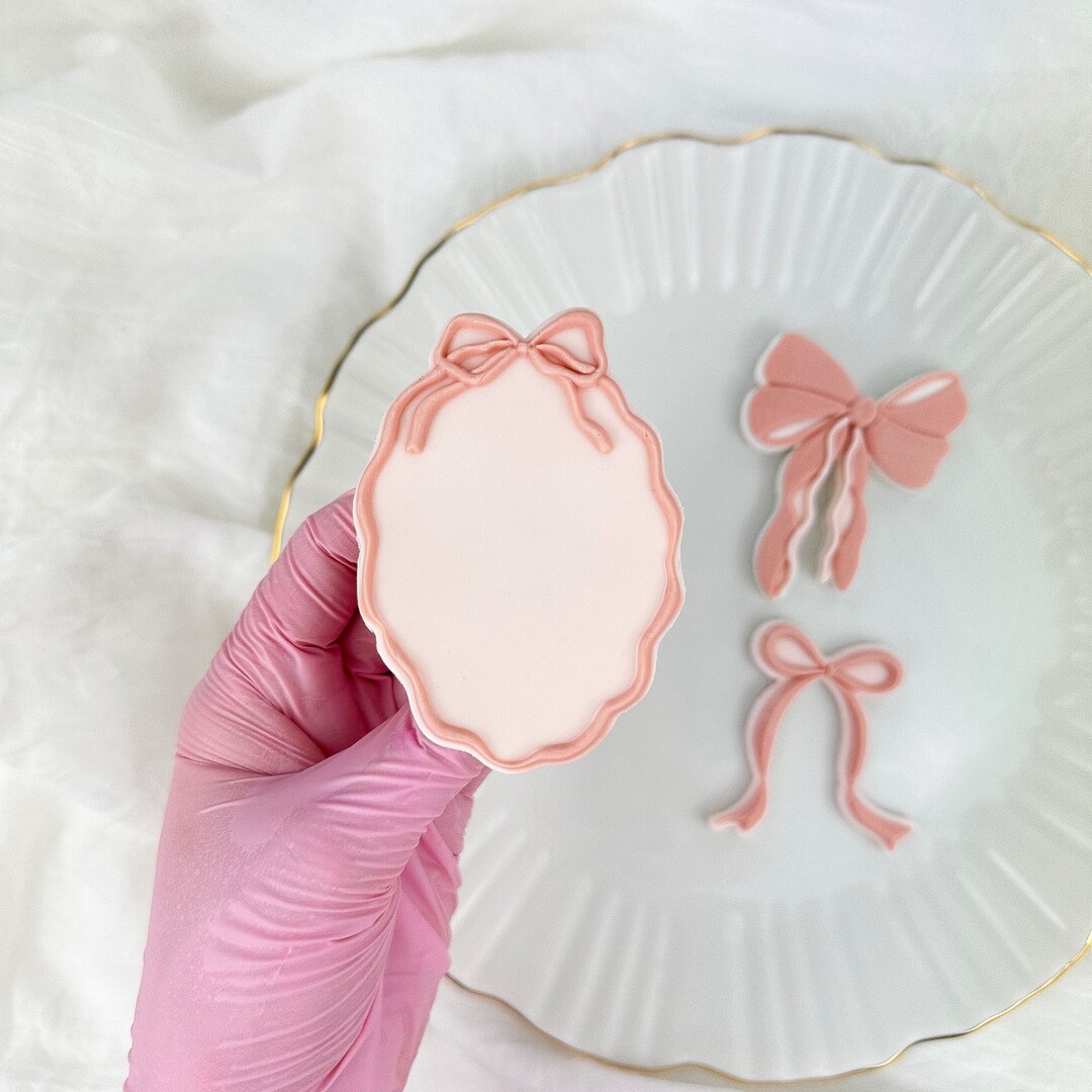 Tied Bow Banner Bow Banner Embosser Stamp and Cookie Cutter Fondant ...
