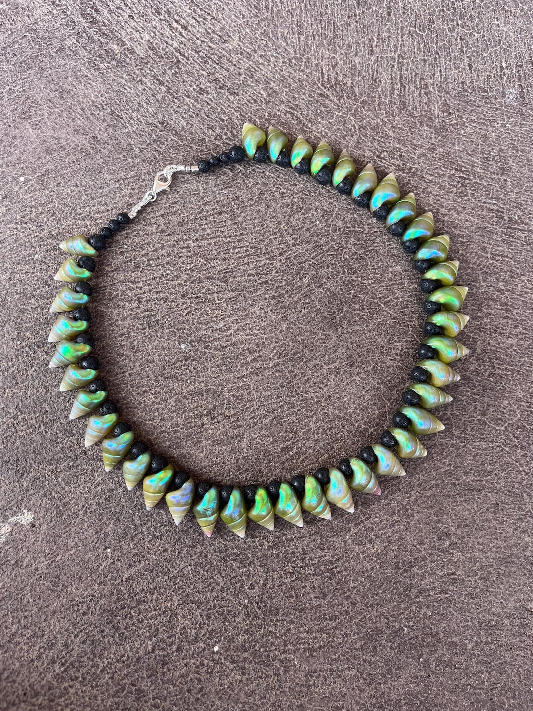 Dream Weaver Queen Maireener Shell Necklace - Etsy