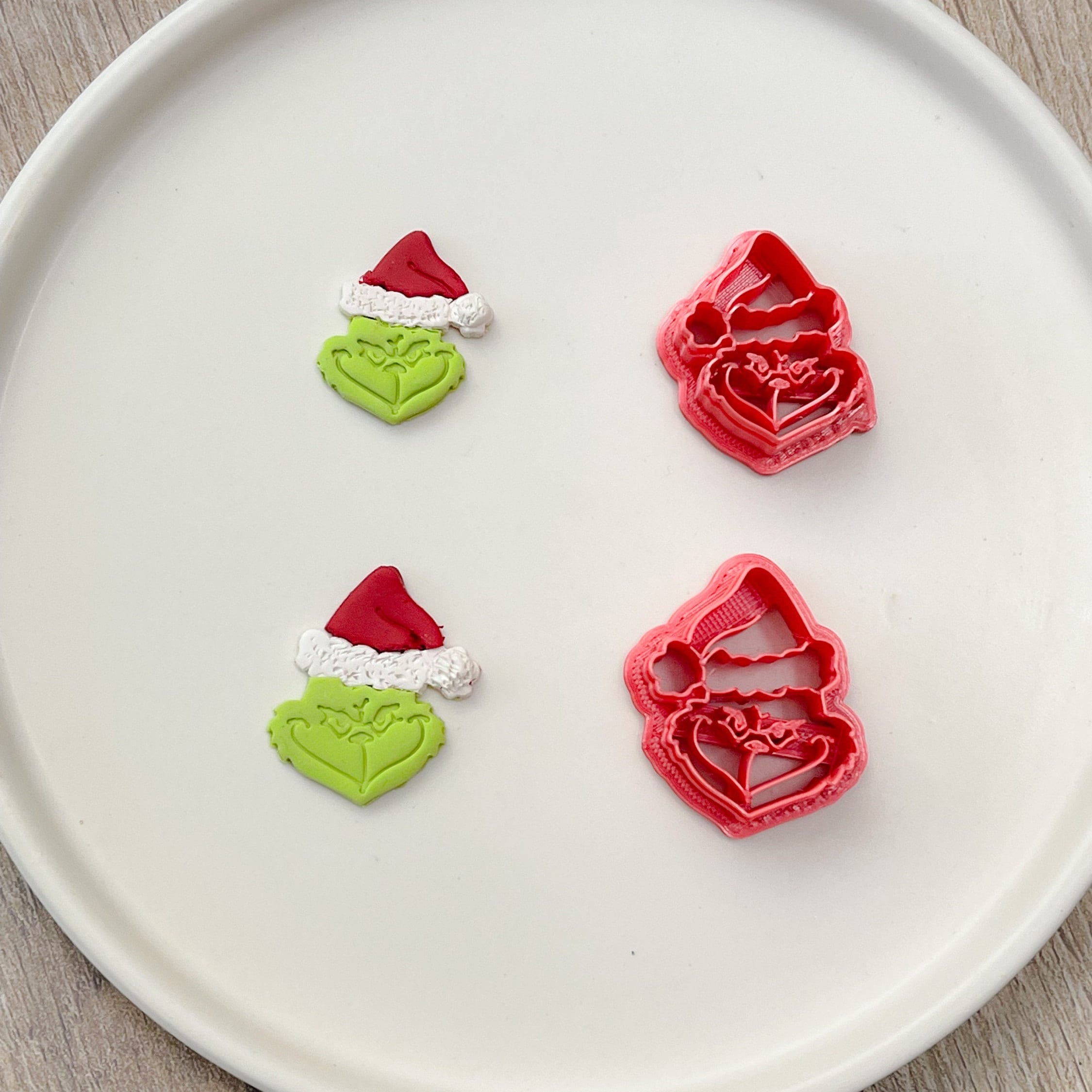 Grinch Clay Cutter Holiday Christmas Clay Cutter Winter - Etsy