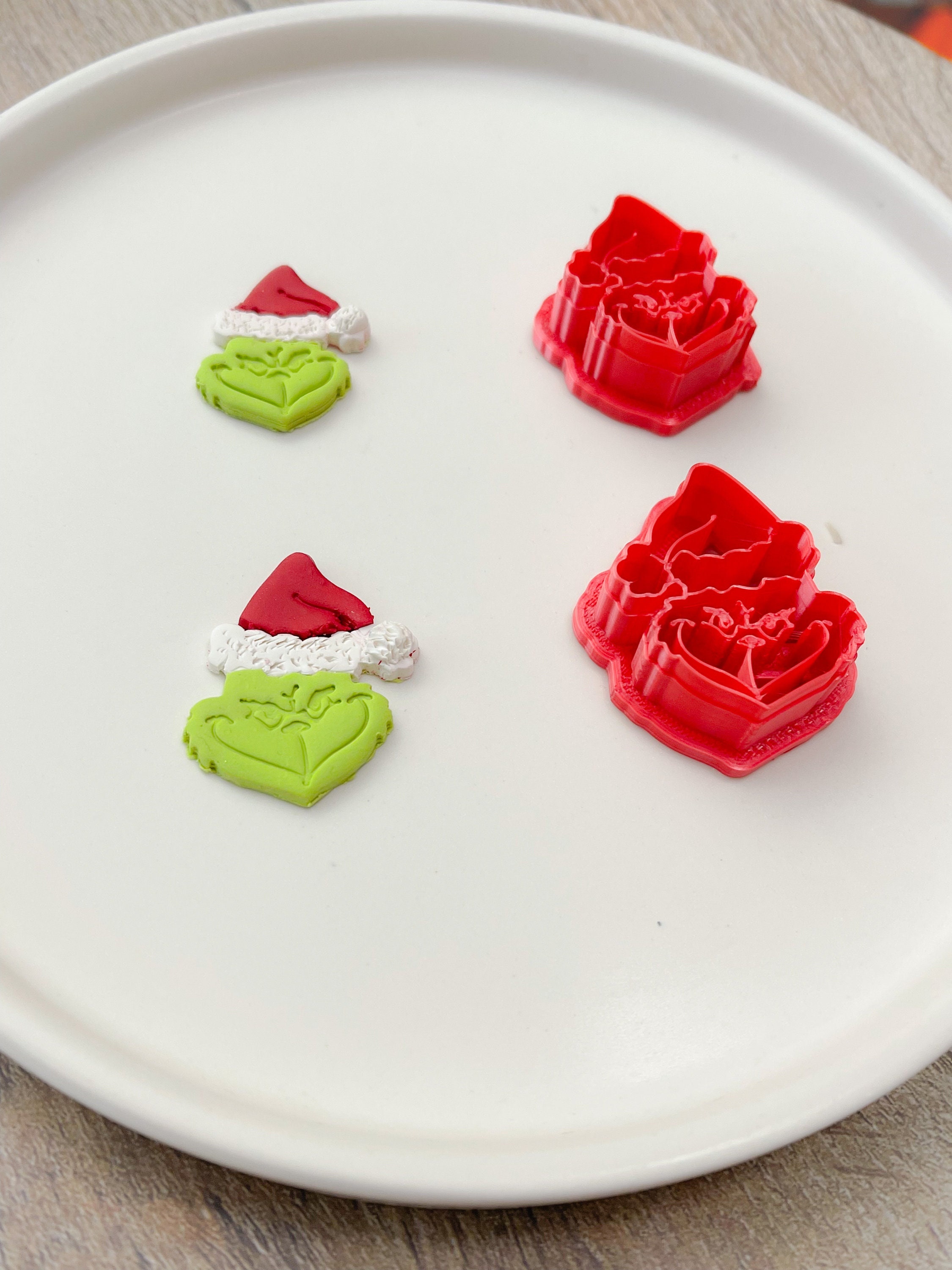 Grinch Clay Cutter Holiday Christmas Clay Cutter Winter - Etsy