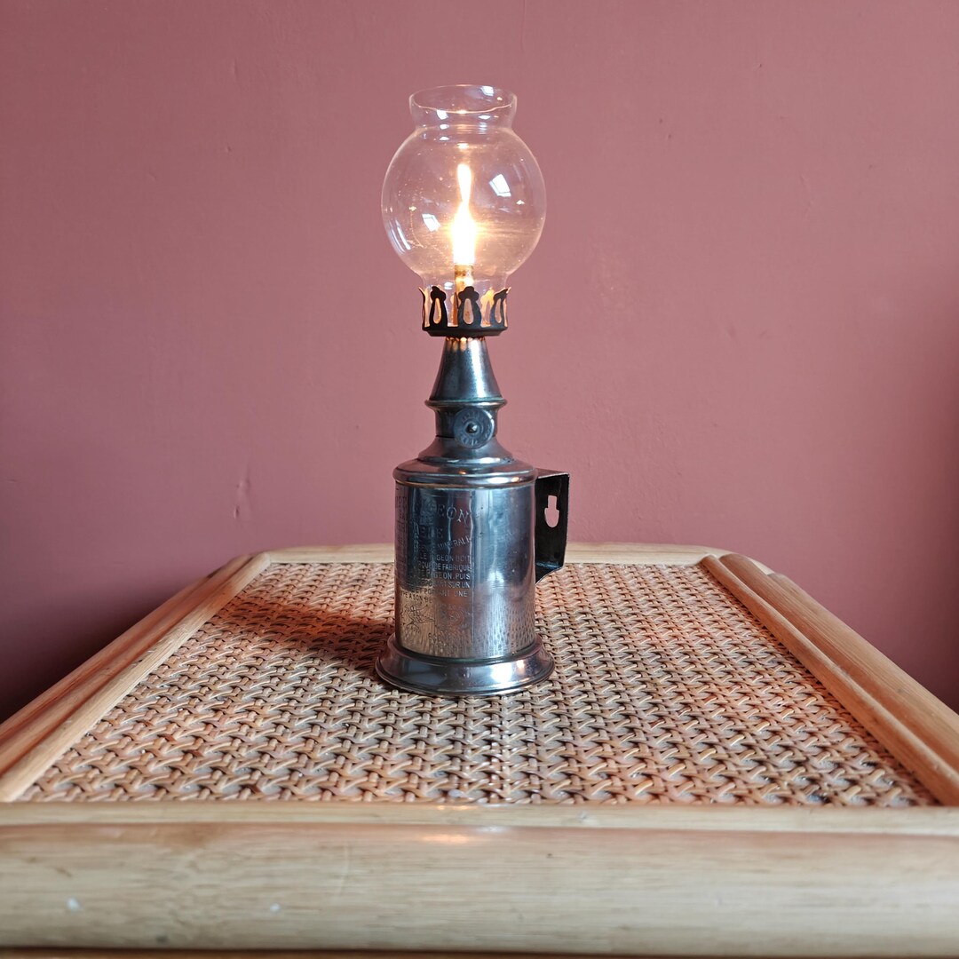 Special Vintage Oil Lamp, Pigeon Lamp, Fantastic Example, Probably an ...