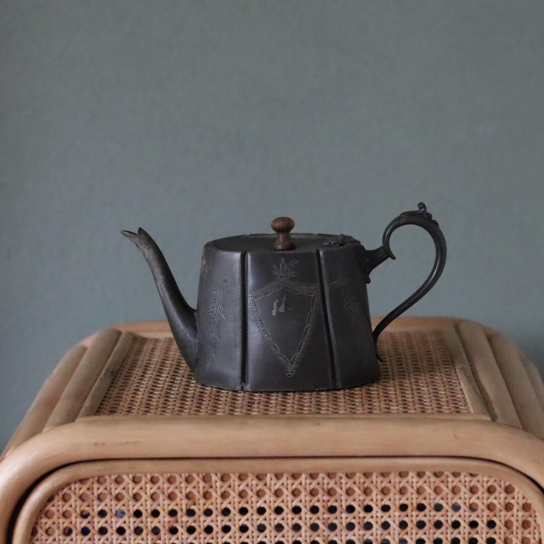 Very Nice Antique Pewter Tea or Coffee Pot From the 19th Century, With ...
