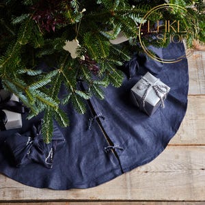 Simple Linen Tree Skirt, Personal Xmas Tree Skirt, Christmas Tree Decor ...