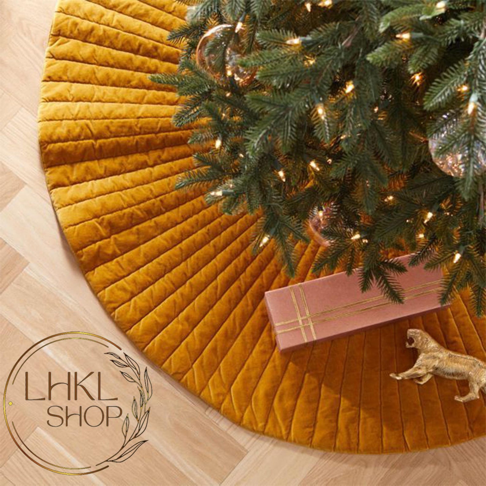 Linen Tree Skirt, Quilted Tree Skirt, Custom Tree Skirt, Holiday Tree ...