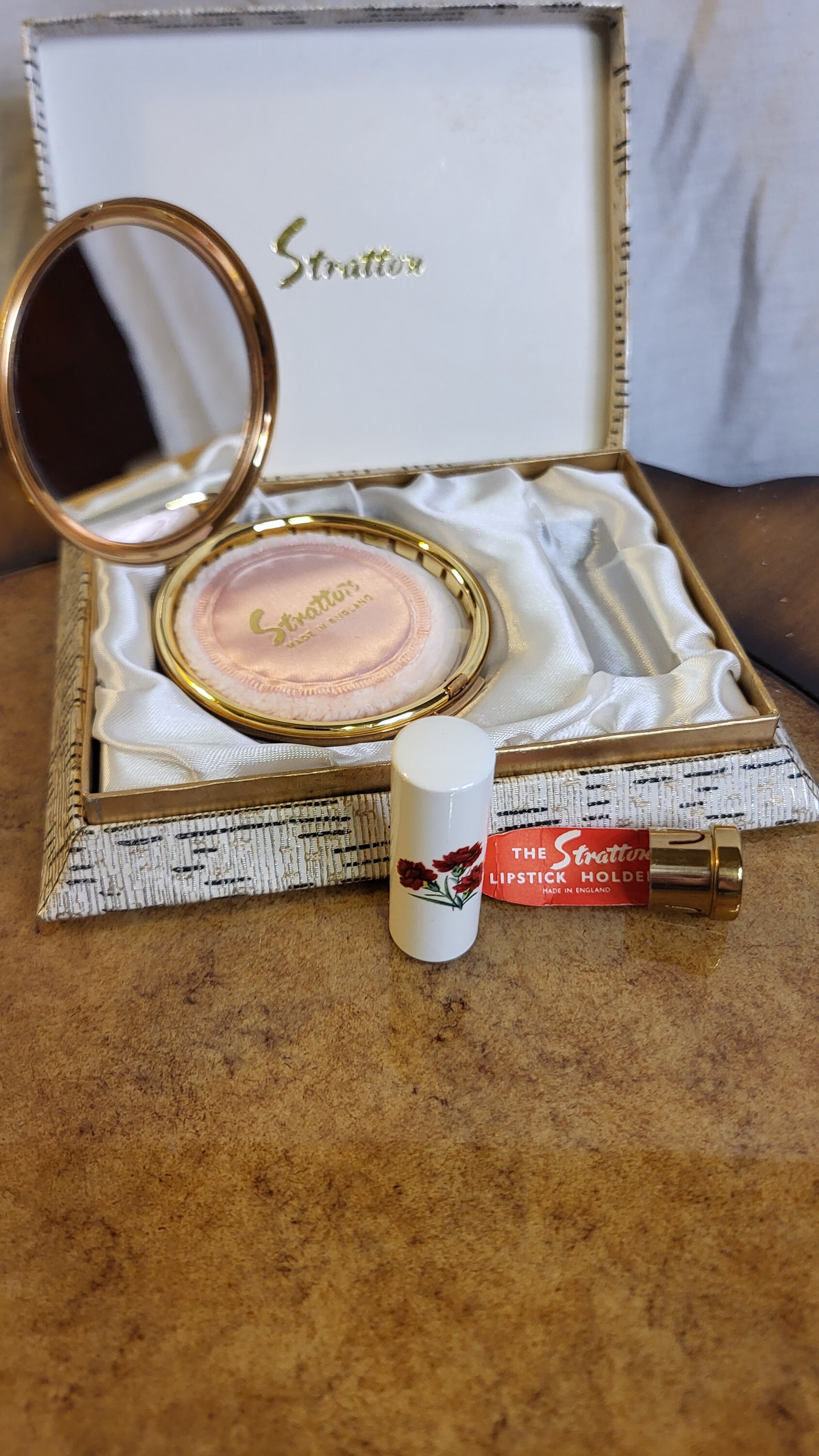 Vintage Stratton Compact Mirror, Lipstick Holder With Floral Design and ...