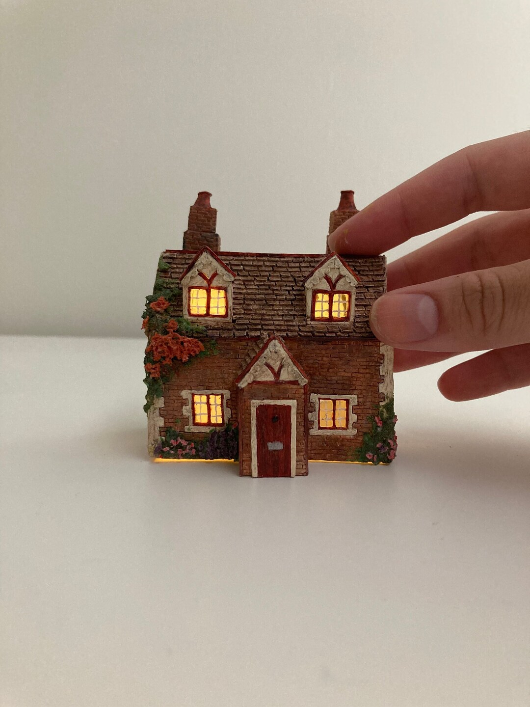 Miniature Light up House - Etsy
