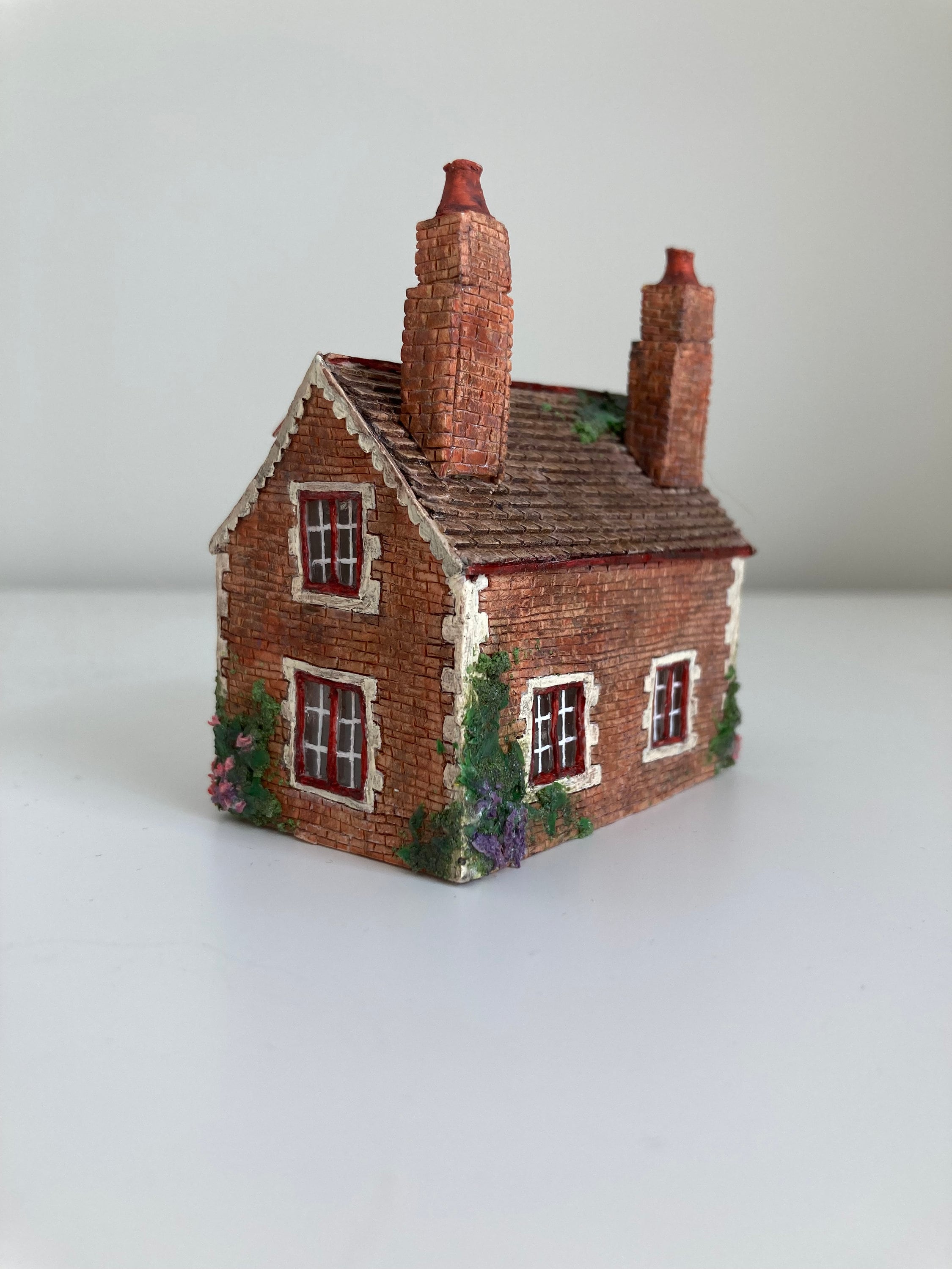 Miniature Light up House - Etsy