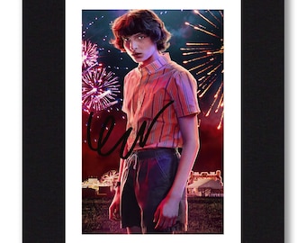 Finn Wolfhard Signed - Etsy