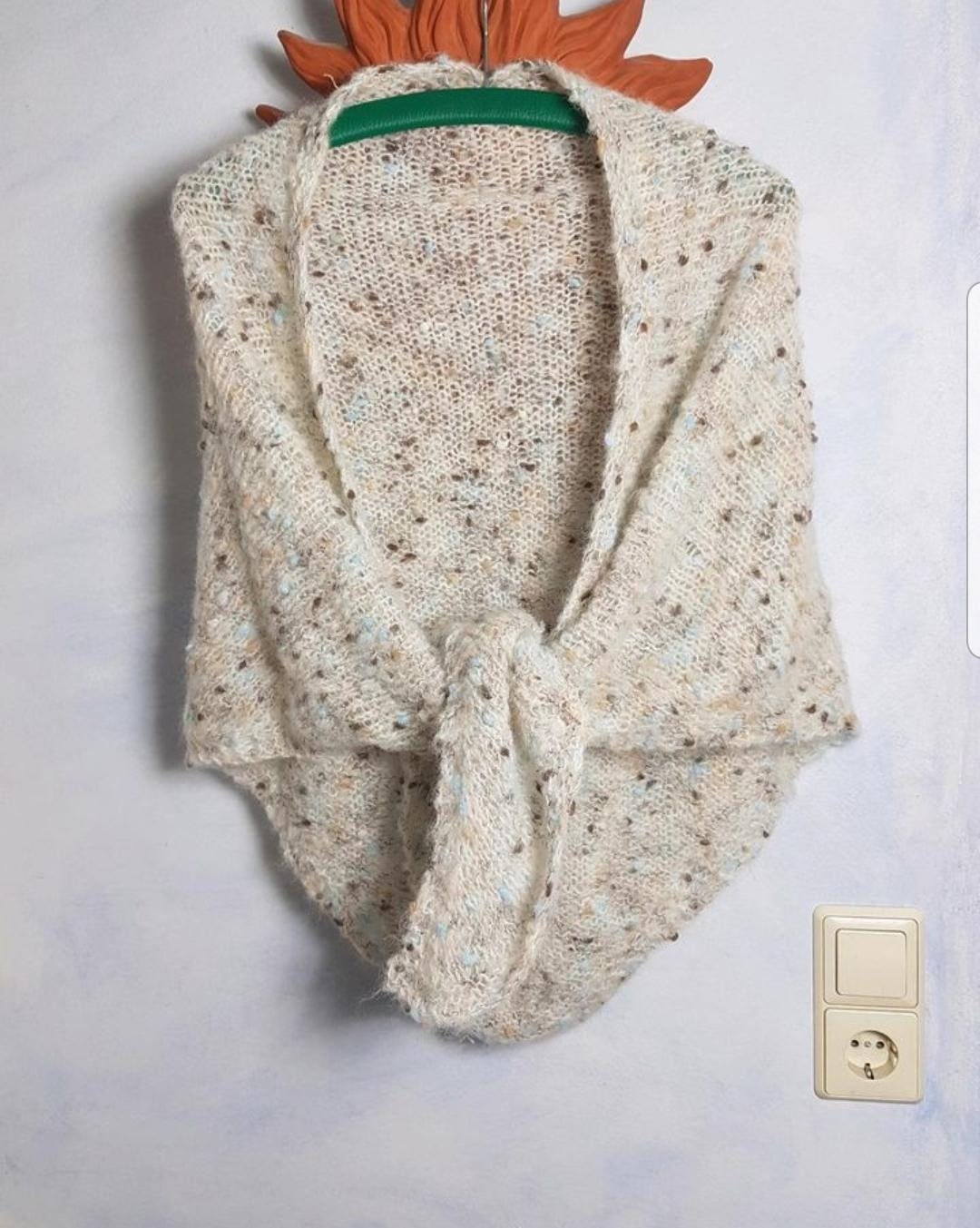 Hand-knitted Mohair Stole Chunky Knit Soft Triangular Scarf Wool White ...