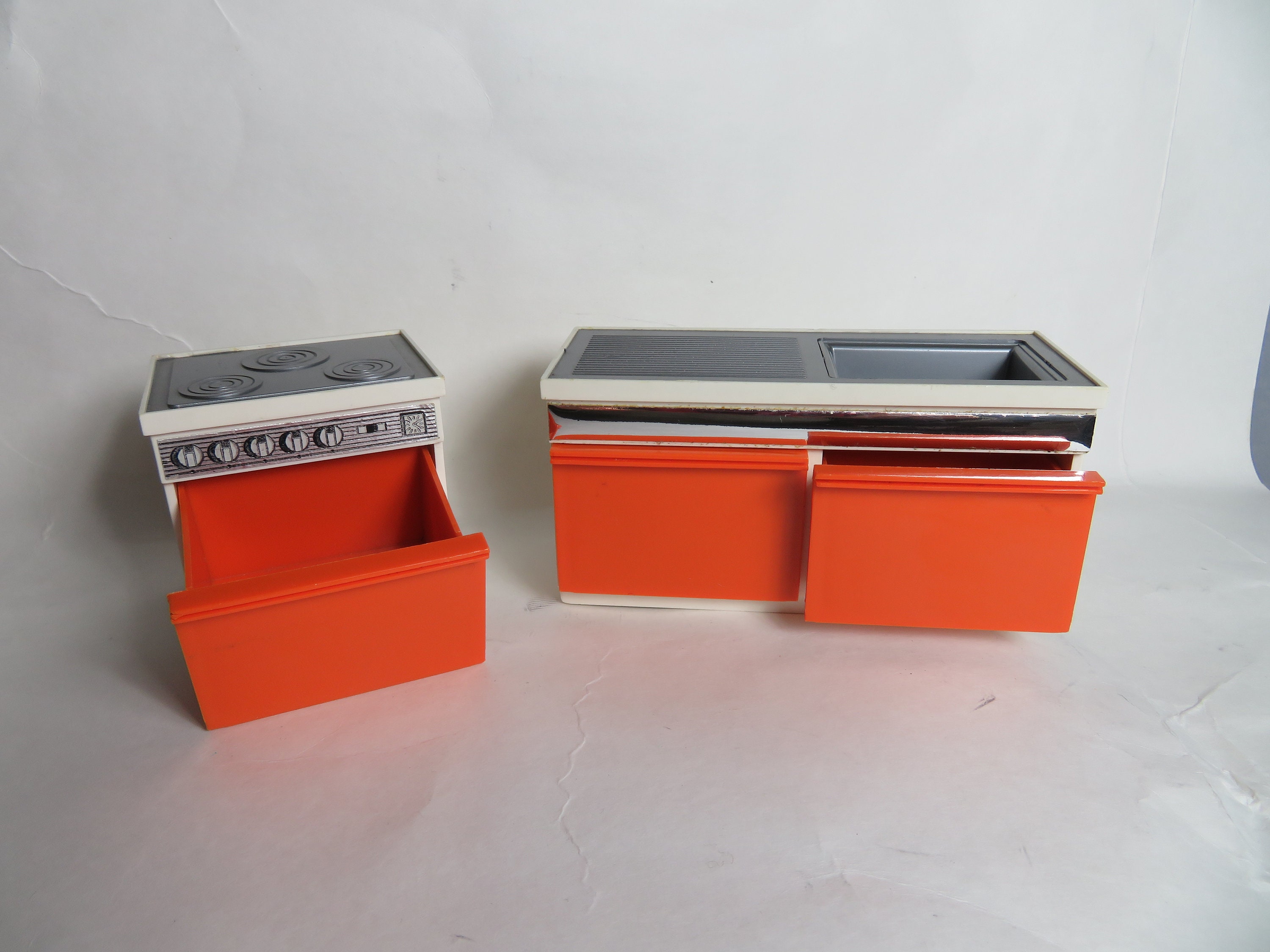 60s 70s Plastic Modella 1 Electric Stove With Pull-out, 1 Sink With ...