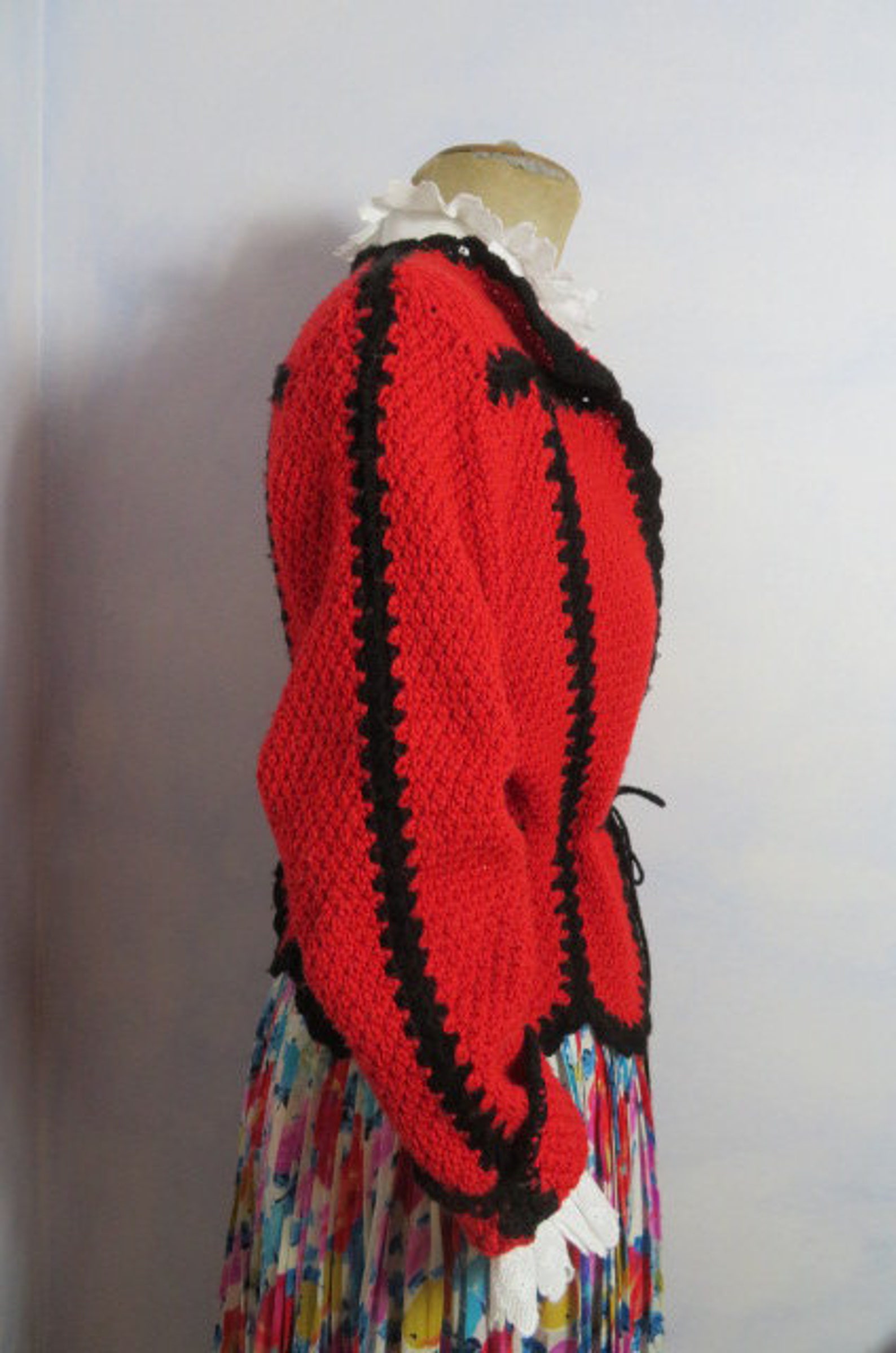 Original Vintage 40s 50s Hand Knitted Cardigan Red Black Wool Crocheted ...
