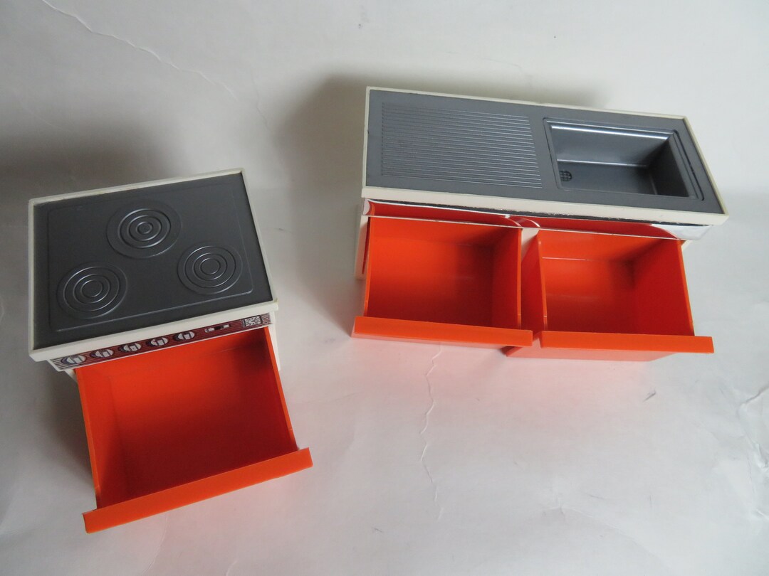 60s 70s Plastic Model 1 Electric Stove With Pull-out, 1 Sink With Pull ...
