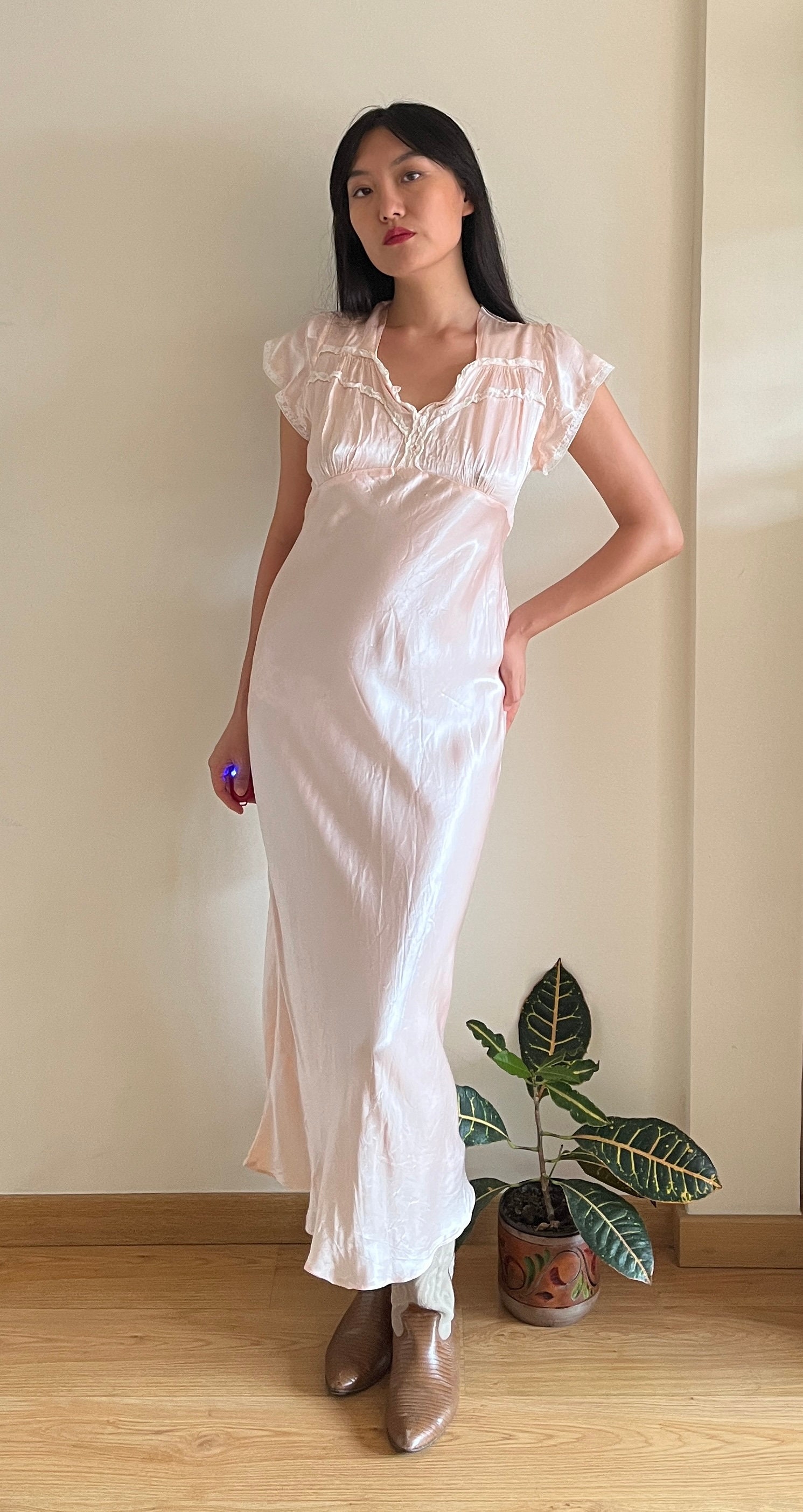 1940s Antique Pastel Pink Pure Silk Lace Bias Cut Embroidered - Etsy