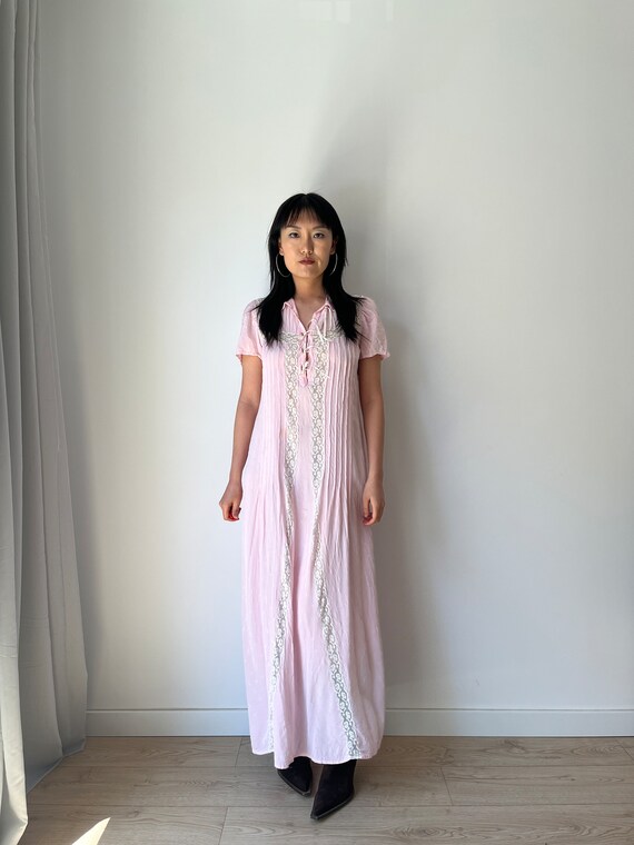 1940s Antique Lace Pastel Pink Rayon Embroidered Flor… - Gem