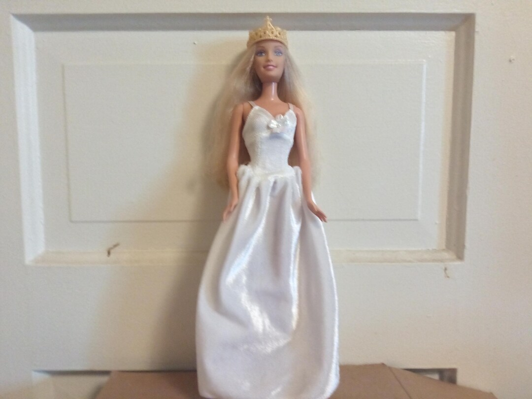 Barbie 2004 the Princess and the Pauper Barbie Redressed - Etsy