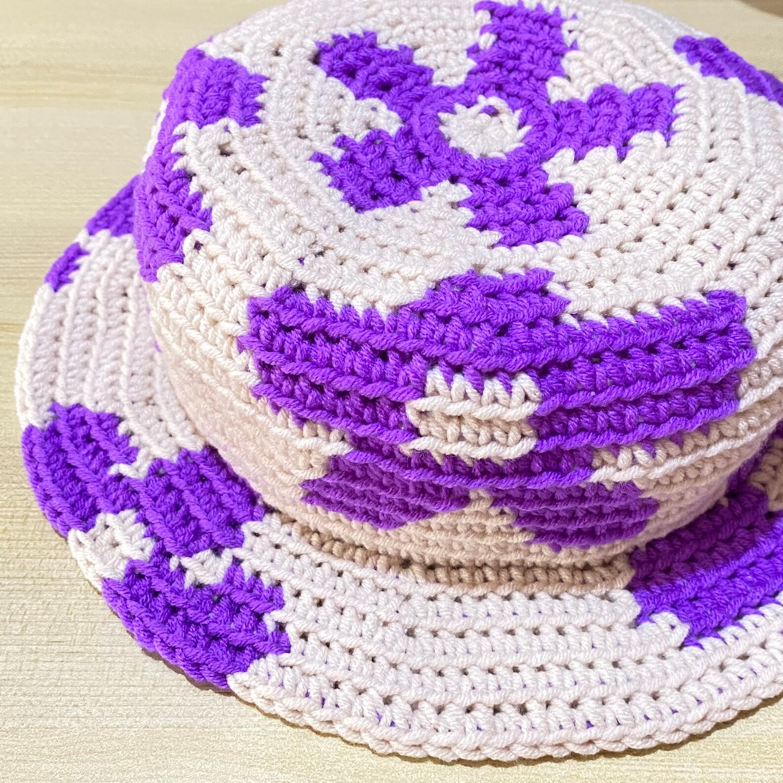 CROCHET HAT PATTERN Purple Daisy Hat - Etsy