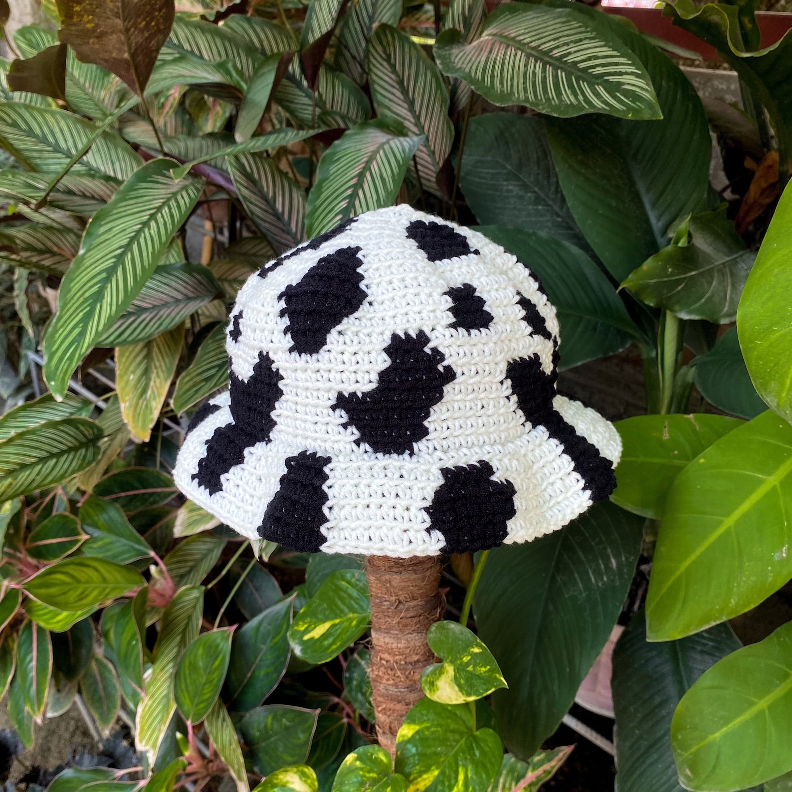 CROCHET HAT PATTERN Cow Print Hat | Etsy