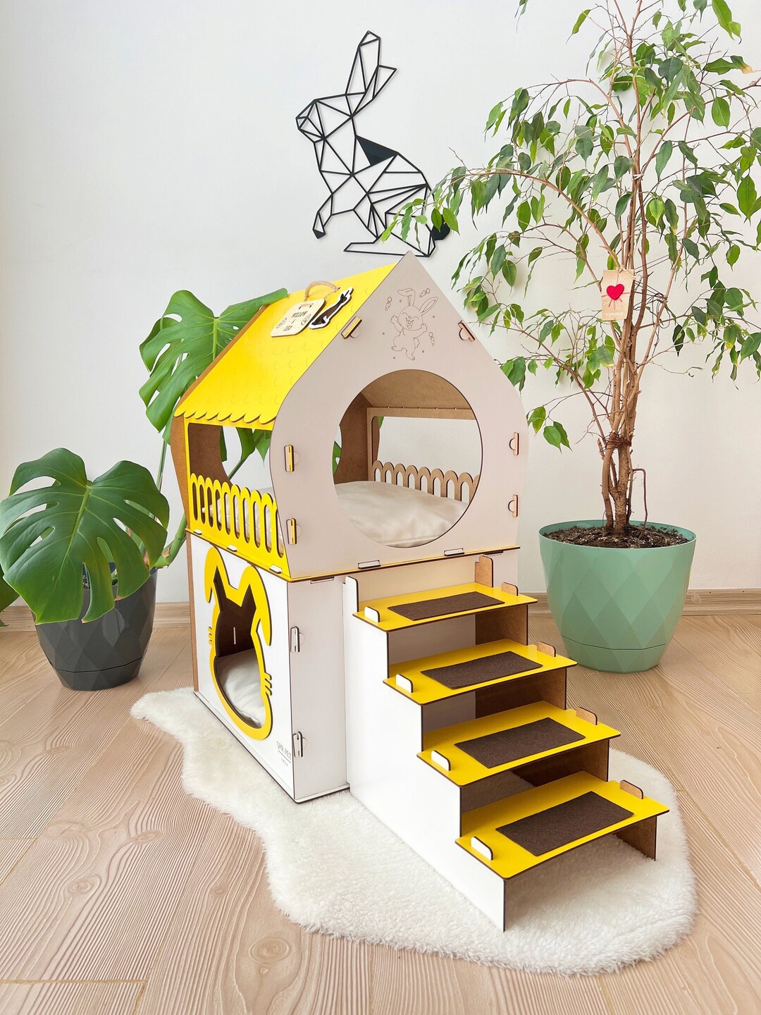 Modern Rabbit House Castle, for 2 Rabbits white Yellow Model Guinea Pig ...
