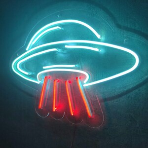 UFO Neon LED Sign - Cool Ufo Lamp & Wall Art | Unique LED Light for ...