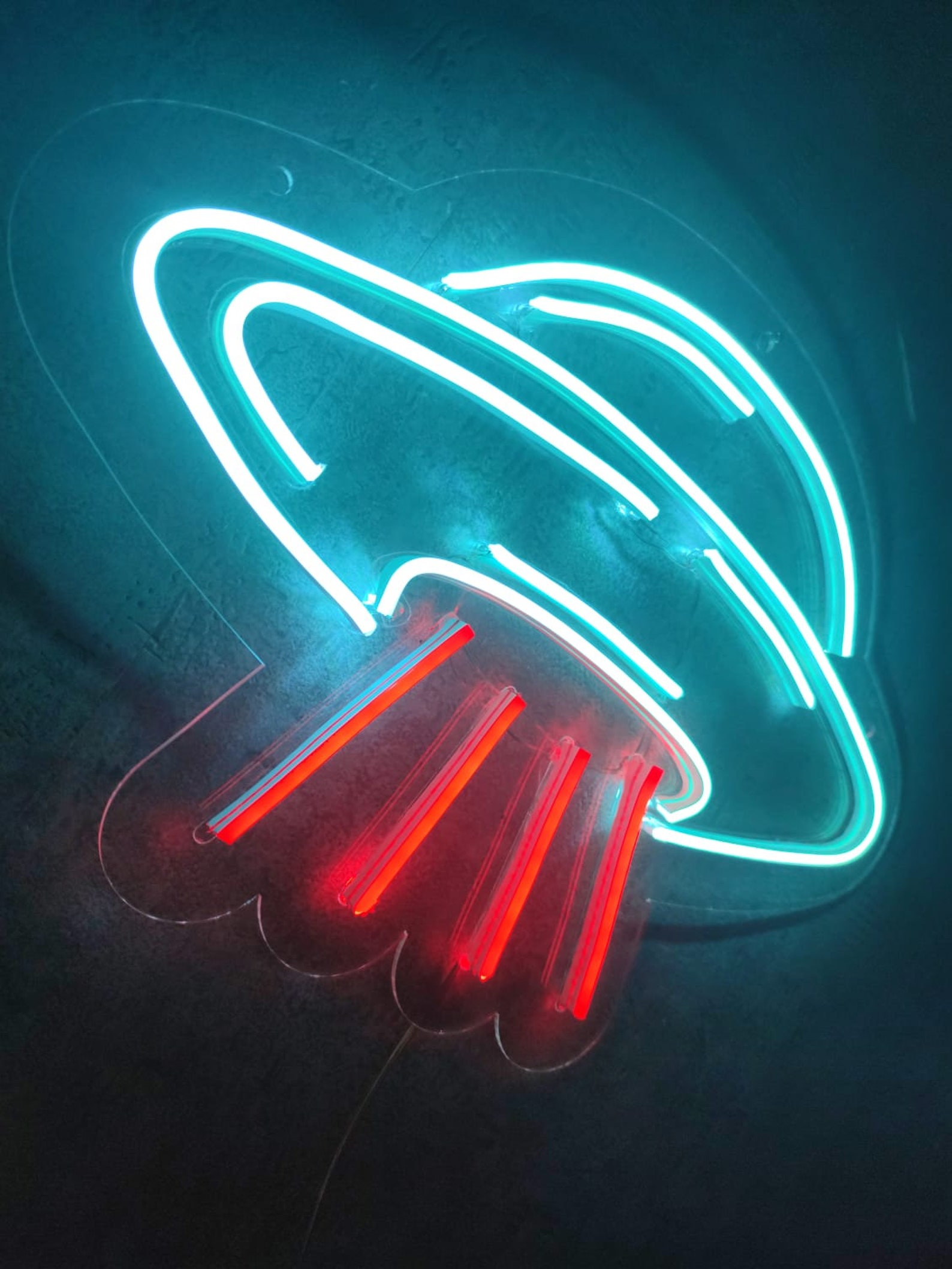 UFO Neon LED Sign - Cool Ufo Lamp & Wall Art | Unique LED Light for ...
