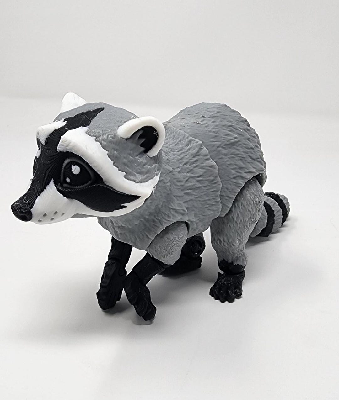 3D Printed Raccoon Figurine: Realistic Matt Mire Makes Design Printed ...