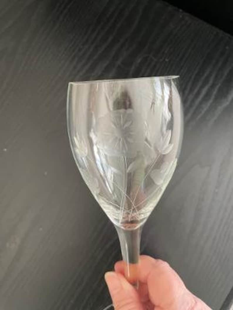 Vintage Crystal Etched Floral Wine Glasses - Etsy