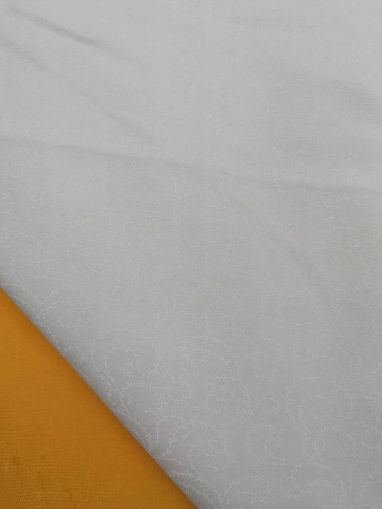 White Swirl Vine, Muslin Mates by Moda, White Fabric, Background Fabric ...