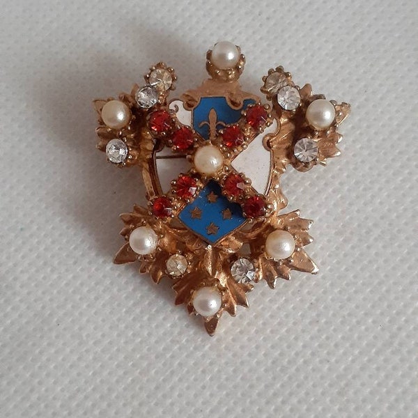 Coat of Arms Pins - Etsy