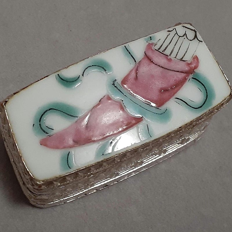 Antique Snuff Box - Etsy
