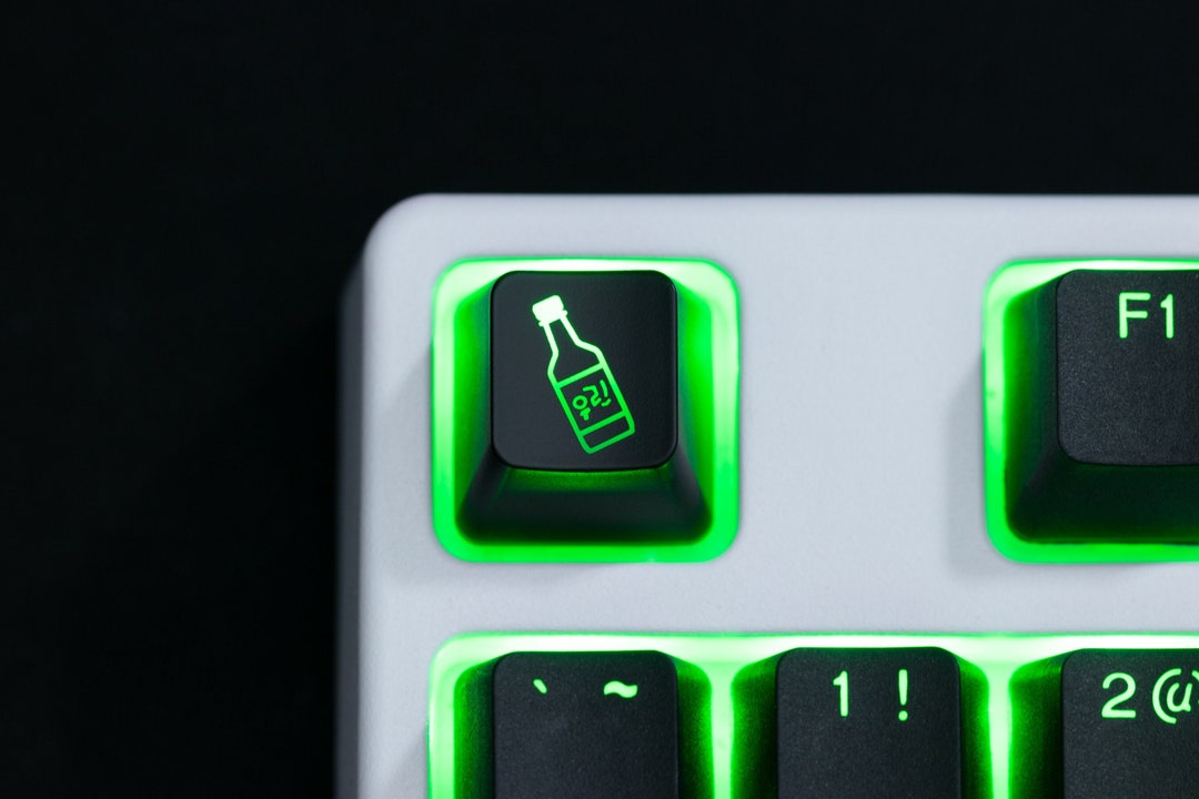 Soju Bottle Keycap | Custom Keycaps for Mechanical Keyboard | Cherry MX ...