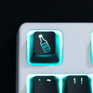 Soju Bottle Keycap | Custom Keycaps for Mechanical Keyboard | Cherry MX ...
