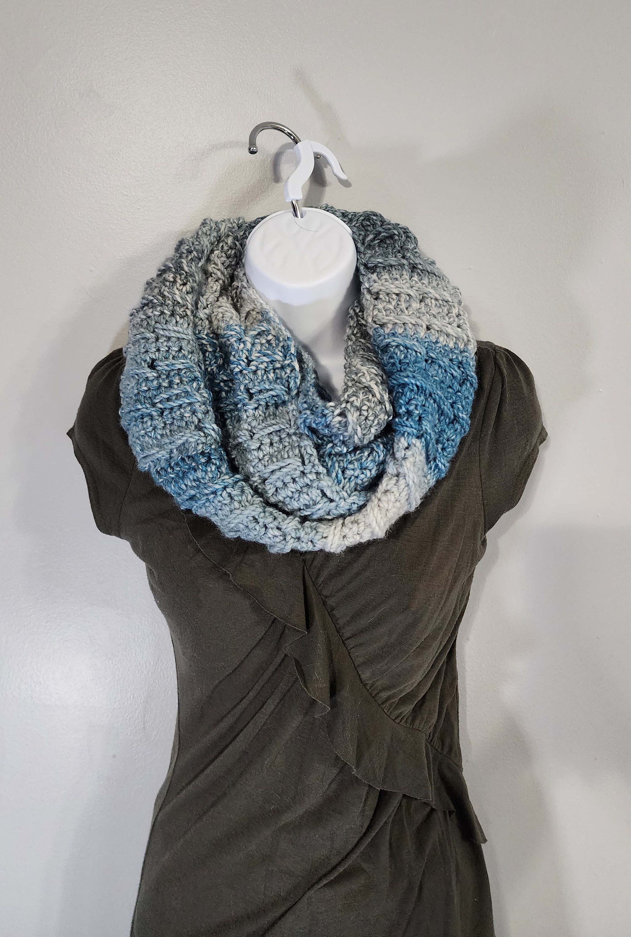 Double Cross Infinity Scarf Crochet Pattern, PDF Pattern, Circle Scarf ...