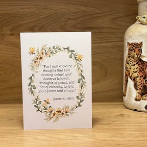 JW Cute Cards Pack of 4 Little Cards With Various Encouraging ...