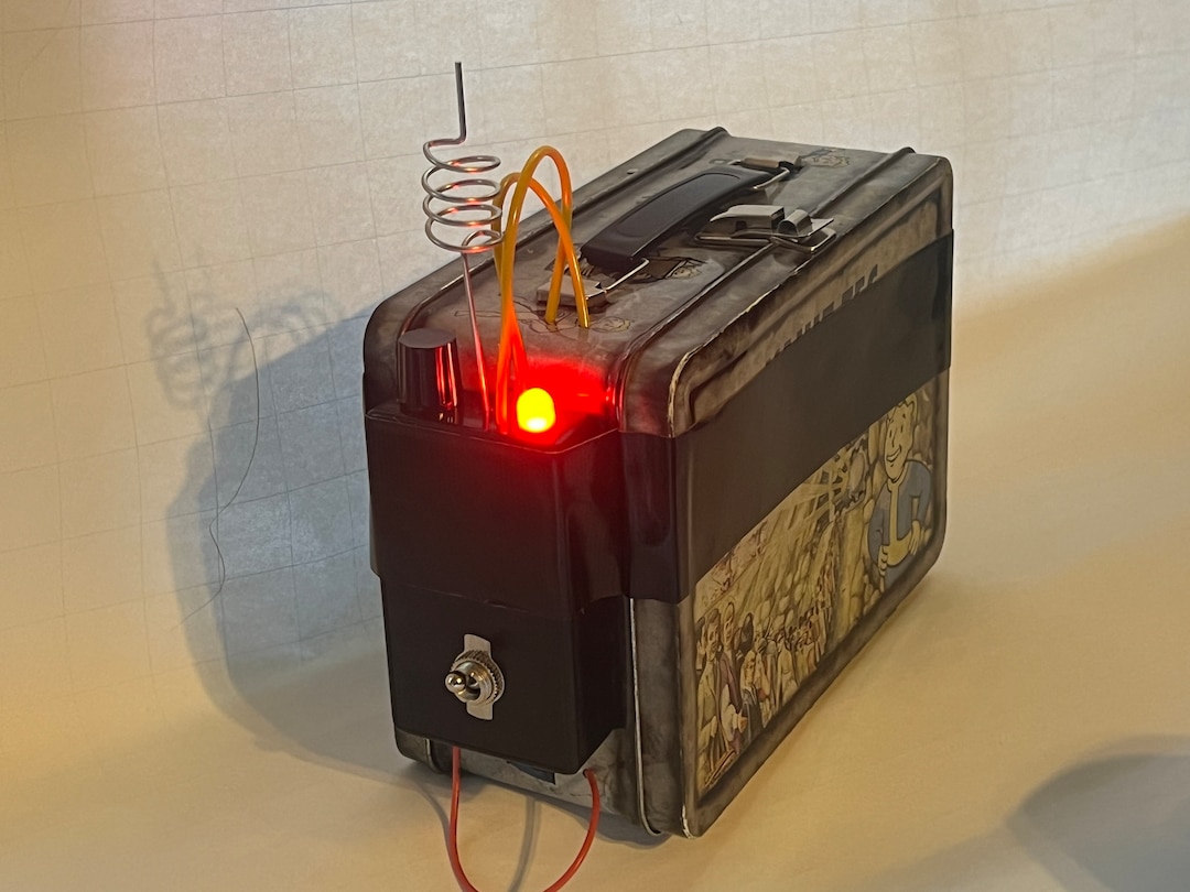 Fallout 4 Bottlecap Mine Prop/replica - Etsy