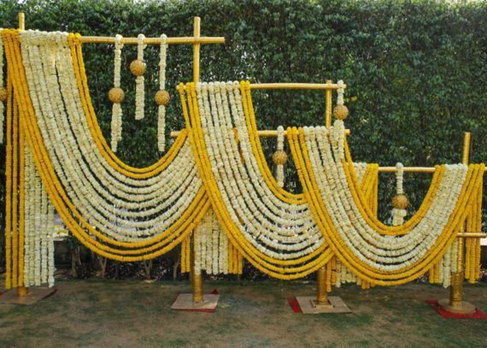 10 Feet Real Looking Like Marigold Garlands for Haldi , Mehandi ...