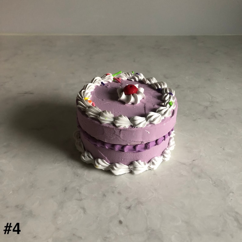 Round Mini Cake Trinket Box - Etsy