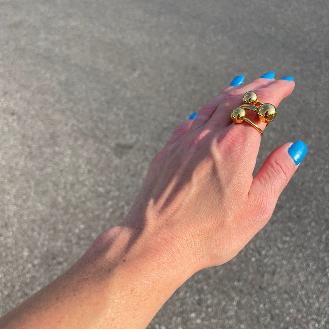 Trio Sphere Ring - Etsy