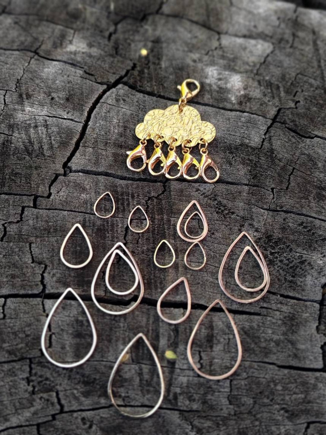 Rainy Day Stitch Markers Set of 16 Markers, Knitting Slip Rings & Cloud ...